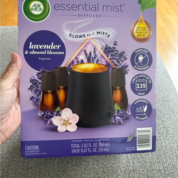 Accents | Essential Mist Diffuser Black | Poshmark